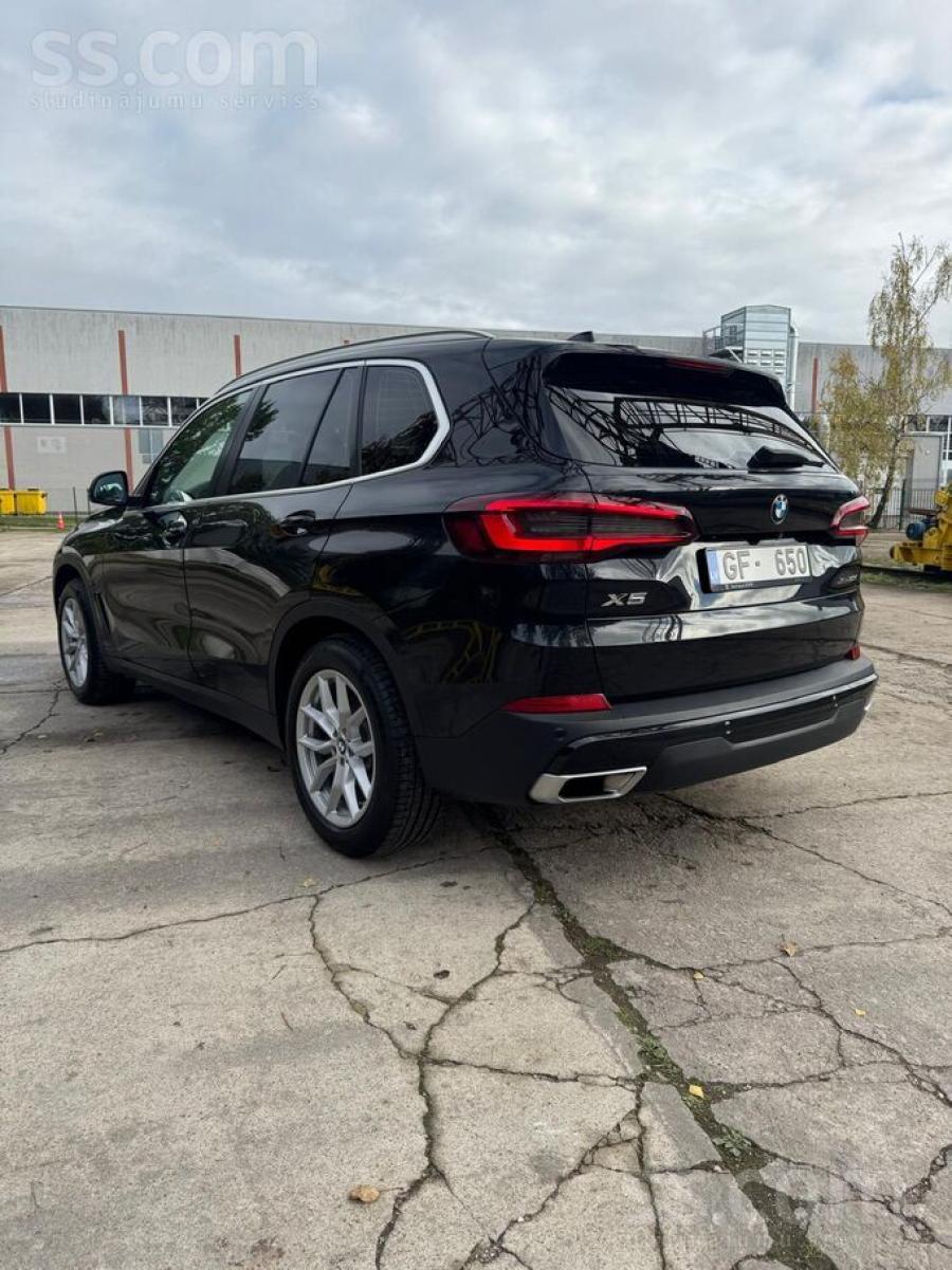 Melns BMW X5 2020 Rīga, ar dzinēja tilpumu 3.00 L un nobraukumu 251 tūkst. km par 32000 €, foto 5 vietnē AUTOMOTO.COM.LV