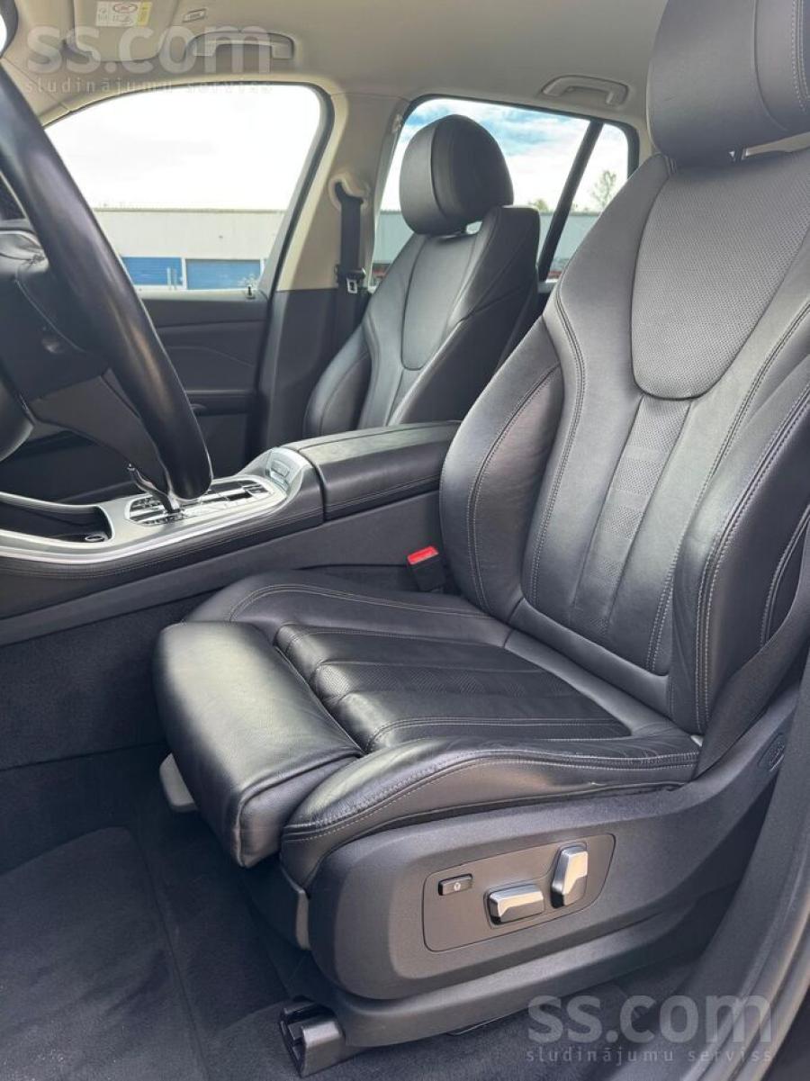Melns BMW X5 2020 Rīga, ar dzinēja tilpumu 3.00 L un nobraukumu 251 tūkst. km par 32000 €, foto 6 vietnē AUTOMOTO.COM.LV