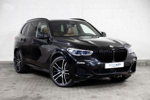 Black BMW X5 2020 in Vilnius, with an engine capacity of 3.00 L and mileage of 174 thousand km for 43991 €, photo 6 on AUTOMOTO.COM.LV