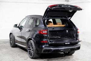 Black BMW X5 2020 in Vilnius, with an engine capacity of 3.00 L and mileage of 174 thousand km for 43991 €, photo 15 on AUTOMOTO.COM.LV