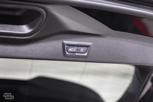 Black BMW X5 2020 in Vilnius, with an engine capacity of 3.00 L and mileage of 174 thousand km for 43991 €, photo 16 on AUTOMOTO.COM.LV