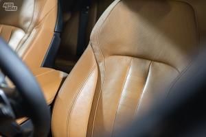 Black BMW X5 2020 in Vilnius, with an engine capacity of 3.00 L and mileage of 174 thousand km for 43991 €, photo 25 on AUTOMOTO.COM.LV