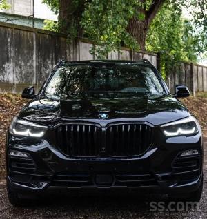 Melns BMW X5 2021 Rīga, ar dzinēja tilpumu 3.00 L un nobraukumu 80 tūkst. km par 45000 €, foto 1 vietnē AUTOMOTO.COM.LV