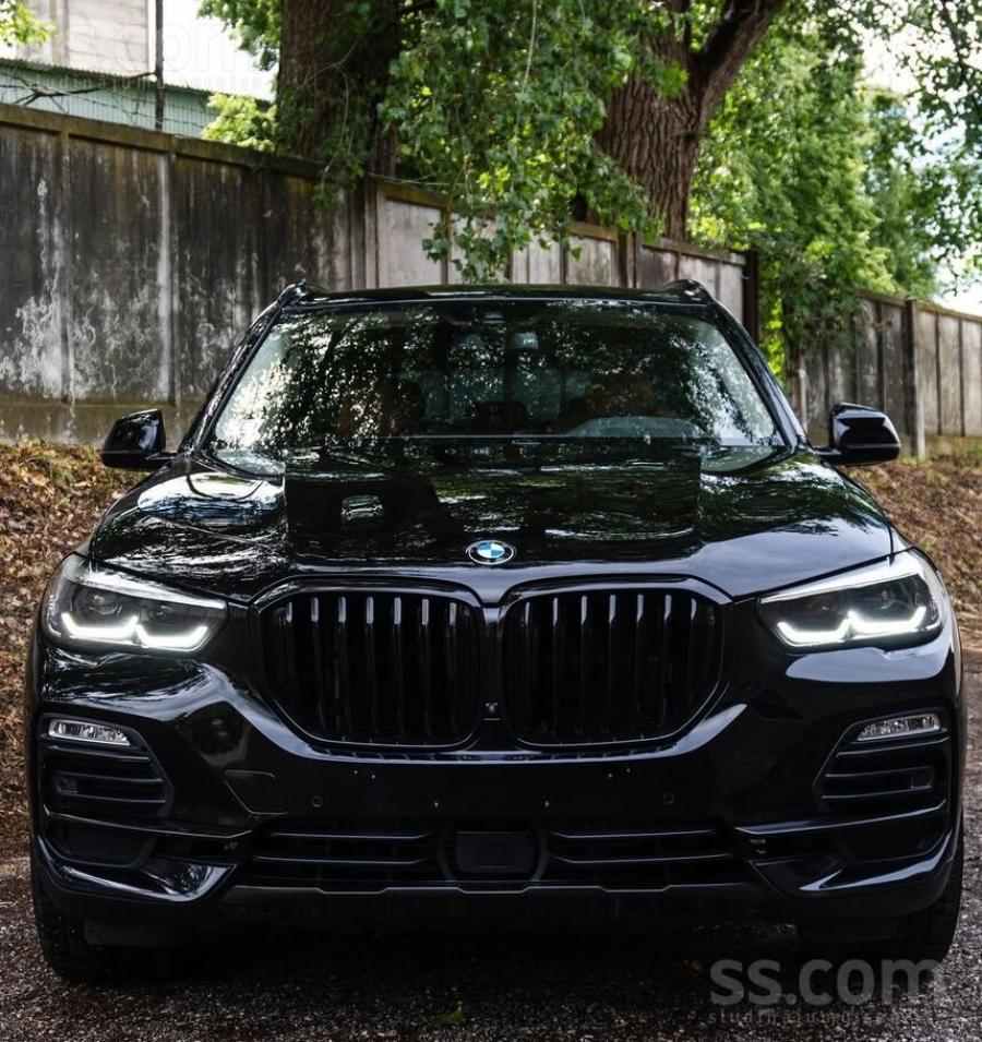 Melns BMW X5 2021 Rīga, ar dzinēja tilpumu 3.00 L un nobraukumu 80 tūkst. km par 45000 €, foto 1 vietnē AUTOMOTO.COM.LV