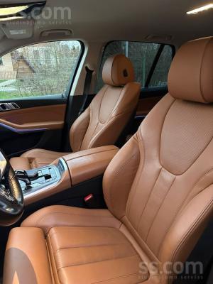 Melns BMW X5 2021 Rīga, ar dzinēja tilpumu 3.00 L un nobraukumu 80 tūkst. km par 45000 €, foto 6 vietnē AUTOMOTO.COM.LV