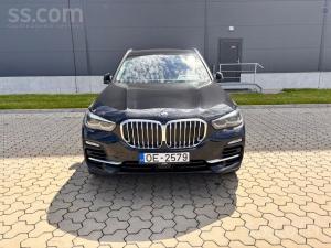 Melns BMW X5 2021 Rīga, ar dzinēja tilpumu 3.00 L un nobraukumu 157 tūkst. km par 39990 €, foto 8 vietnē AUTOMOTO.COM.LV