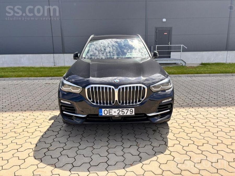 Melns BMW X5 2021 Rīga, ar dzinēja tilpumu 3.00 L un nobraukumu 157 tūkst. km par 39990 €, foto 8 vietnē AUTOMOTO.COM.LV