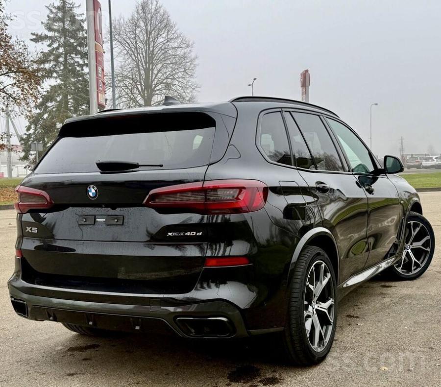 Melns BMW X5 2021 Rīga, ar dzinēja tilpumu 3.00 L un nobraukumu 157 tūkst. km par 51990 €, foto 4 vietnē AUTOMOTO.COM.LV
