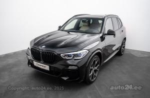 Melns BMW X5 2021 Tallina, ar dzinēja tilpumu 3.00 L un nobraukumu 63 tūkst. km par 62899 €, foto  vietnē AUTOMOTO.COM.LV
