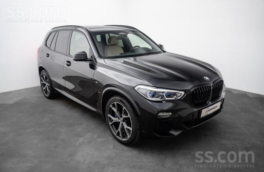 Black BMW X5 2021 in Tallinn, with an engine capacity of 3.00 L and mileage of 63 thousand km for 62899 €, photo 3 on AUTOMOTO.COM.LV