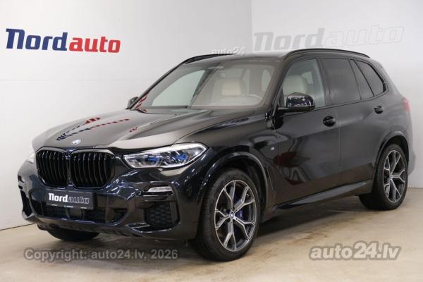 Black BMW X5 2021 in Tallinn, with an engine capacity of 3.00 L and mileage of 63 thousand km for 59900 €, photo 1 on AUTOMOTO.COM.LV