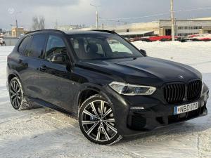 Black BMW X5 2021 in Vilnius, with an engine capacity of 2.99 L and mileage of 127 thousand km for 49500 €, photo  on AUTOMOTO.COM.LV