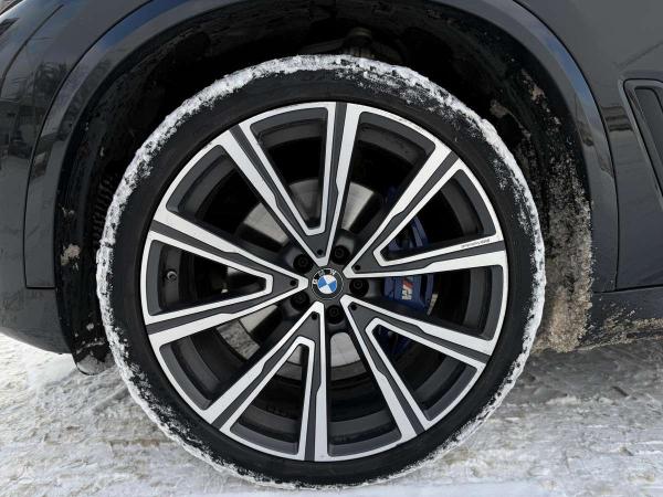 Melns BMW X5 2021 Viļņa, ar dzinēja tilpumu 2.99 L un nobraukumu 127 tūkst. km par 49500 €, foto 7 vietnē AUTOMOTO.COM.LV