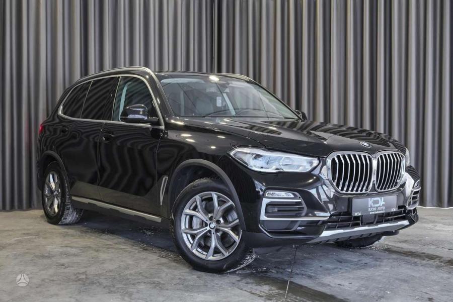Melns BMW X5 2021 Marijampole, ar dzinēja tilpumu 0.00 L un nobraukumu 184 tūkst. km par 35950 €, foto 1 vietnē AUTOMOTO.COM.LV