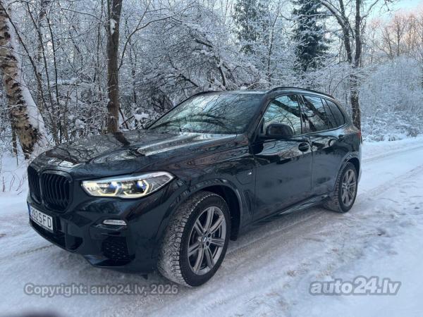 Black BMW X5 2021 in Tallinn, with an engine capacity of 3.00 L and mileage of 81 thousand km for 62900 €, photo 7 on AUTOMOTO.COM.LV