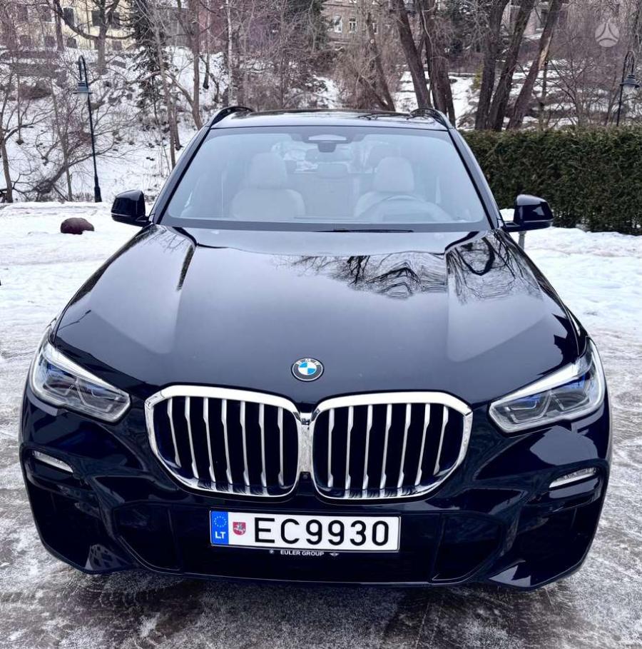 Melns BMW X5 2021 Viļņa, ar dzinēja tilpumu 3.00 L un nobraukumu 75 tūkst. km par 56900 €, foto 3 vietnē AUTOMOTO.COM.LV