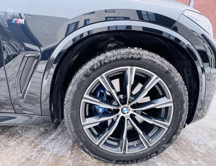 Melns BMW X5 2021 Viļņa, ar dzinēja tilpumu 3.00 L un nobraukumu 75 tūkst. km par 56900 €, foto 20 vietnē AUTOMOTO.COM.LV