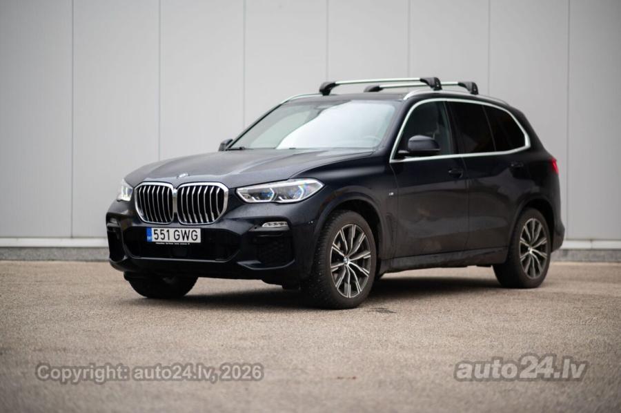 Black BMW X5 2021 in Tallinn, with an engine capacity of 3.00 L and mileage of 118 thousand km for 49000 €, photo 1 on AUTOMOTO.COM.LV