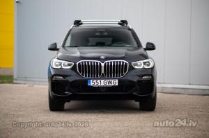 Black BMW X5 2021 in Tallinn, with an engine capacity of 3.00 L and mileage of 118 thousand km for 49000 €, photo 2 on AUTOMOTO.COM.LV