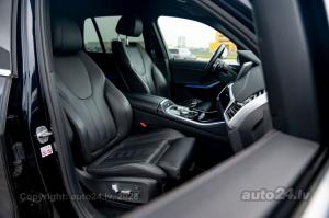 Black BMW X5 2021 in Tallinn, with an engine capacity of 3.00 L and mileage of 118 thousand km for 49000 €, photo 10 on AUTOMOTO.COM.LV