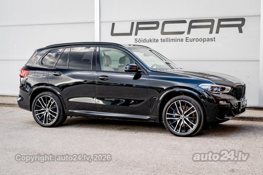 Melns BMW X5 2021 Pērnava, ar dzinēja tilpumu 3.00 L un nobraukumu 124 tūkst. km par 47490 €, foto 3 vietnē AUTOMOTO.COM.LV
