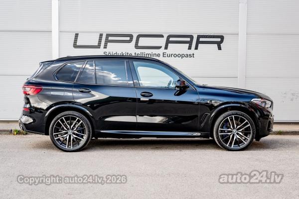 Black BMW X5 2021 in Parnu, with an engine capacity of 3.00 L and mileage of 124 thousand km for 47490 €, photo 4 on AUTOMOTO.COM.LV