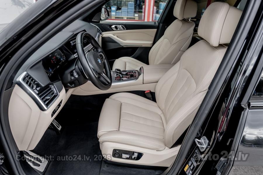 Melns BMW X5 2021 Pērnava, ar dzinēja tilpumu 3.00 L un nobraukumu 124 tūkst. km par 47490 €, foto 11 vietnē AUTOMOTO.COM.LV