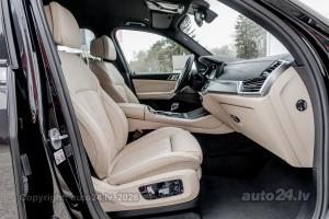 Melns BMW X5 2021 Pērnava, ar dzinēja tilpumu 3.00 L un nobraukumu 124 tūkst. km par 47490 €, foto 12 vietnē AUTOMOTO.COM.LV
