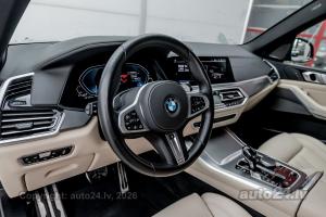 Melns BMW X5 2021 Pērnava, ar dzinēja tilpumu 3.00 L un nobraukumu 124 tūkst. km par 47490 €, foto 14 vietnē AUTOMOTO.COM.LV