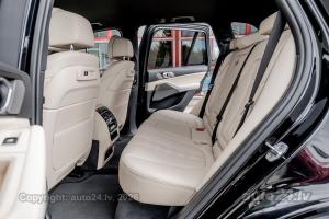 Melns BMW X5 2021 Pērnava, ar dzinēja tilpumu 3.00 L un nobraukumu 124 tūkst. km par 47490 €, foto 18 vietnē AUTOMOTO.COM.LV
