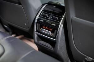 Black BMW X5 2021 in Vilnius, with an engine capacity of 3.00 L and mileage of 138 thousand km for 49991 €, photo 17 on AUTOMOTO.COM.LV