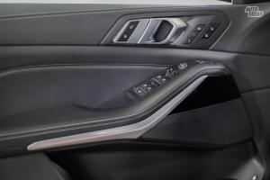 Black BMW X5 2021 in Vilnius, with an engine capacity of 3.00 L and mileage of 138 thousand km for 49991 €, photo 29 on AUTOMOTO.COM.LV