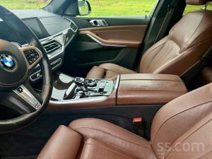 Melns BMW X5 2021 Rīga, ar dzinēja tilpumu 3.00 L un nobraukumu 169 tūkst. km par 47890 €, foto 16 vietnē AUTOMOTO.COM.LV