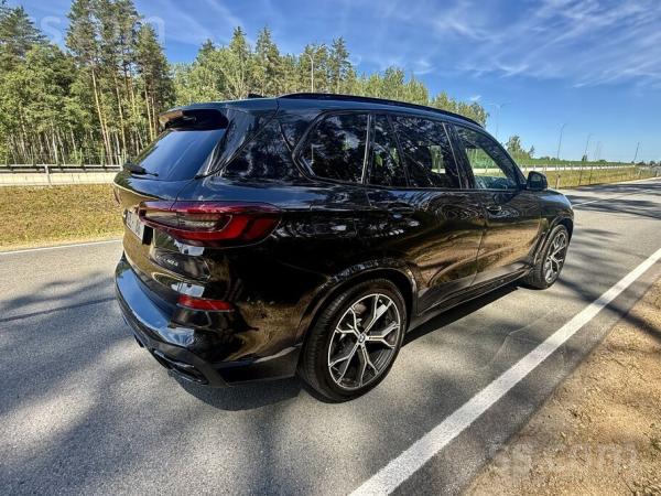 Melns BMW X5 2021 Rīga, ar dzinēja tilpumu 3.00 L un nobraukumu 169 tūkst. km par 47890 €, foto 3 vietnē AUTOMOTO.COM.LV