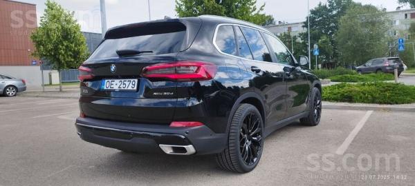 Melns BMW X5 2021 Rīga, ar dzinēja tilpumu 3.00 L un nobraukumu 160 tūkst. km par 40000 €, foto 3 vietnē AUTOMOTO.COM.LV