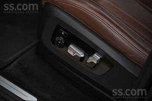 Black BMW X5 2021 in Riga, with an engine capacity of 3.00 L and mileage of 107 thousand km for 52990 €, photo 21 on AUTOMOTO.COM.LV