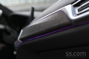 Black BMW X5 2021 in Riga, with an engine capacity of 3.00 L and mileage of 107 thousand km for 52990 €, photo 26 on AUTOMOTO.COM.LV