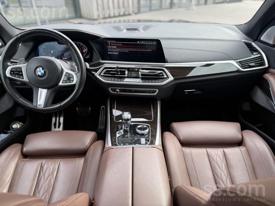 Black BMW X5 2021 in Riga, with an engine capacity of 3.00 L and mileage of 148 thousand km for 51555 €, photo 14 on AUTOMOTO.COM.LV
