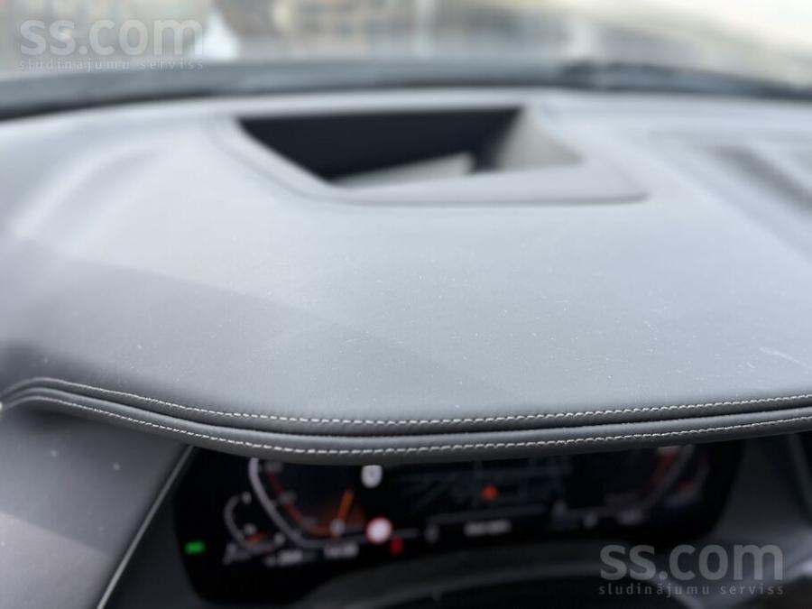 Black BMW X5 2021 in Riga, with an engine capacity of 3.00 L and mileage of 148 thousand km for 51555 €, photo 22 on AUTOMOTO.COM.LV