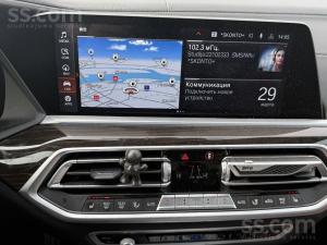 Black BMW X5 2021 in Riga, with an engine capacity of 3.00 L and mileage of 148 thousand km for 51555 €, photo 30 on AUTOMOTO.COM.LV
