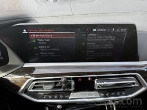 Black BMW X5 2021 in Riga, with an engine capacity of 3.00 L and mileage of 148 thousand km for 51555 €, photo 35 on AUTOMOTO.COM.LV