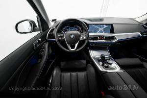 Melns BMW X5 2021 Tallina, ar dzinēja tilpumu 3.00 L un nobraukumu 51 tūkst. km par 70000 €, foto 9 vietnē AUTOMOTO.COM.LV