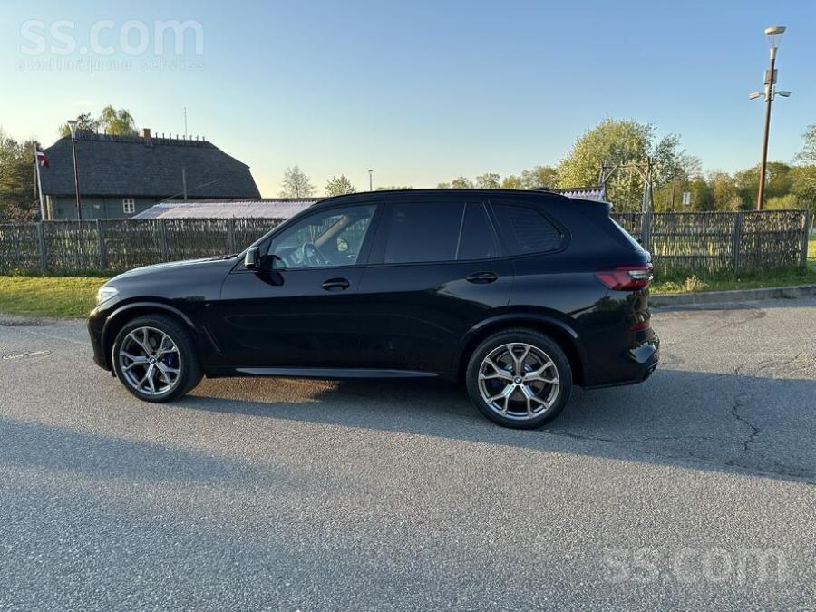Melns BMW X5 2021 Rīga, ar dzinēja tilpumu 3.00 L un nobraukumu 81 tūkst. km par 56500 €, foto 5 vietnē AUTOMOTO.COM.LV