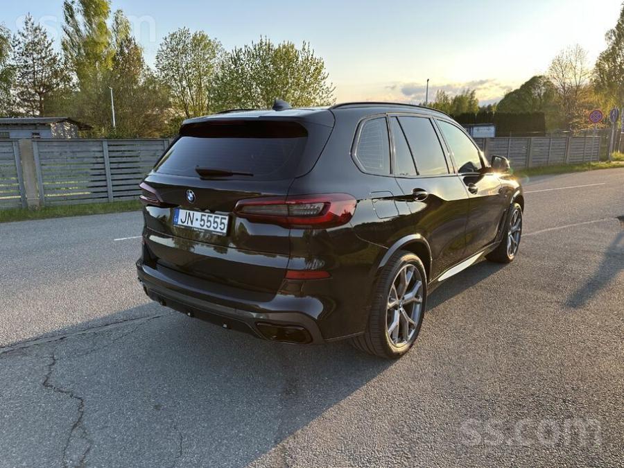 Melns BMW X5 2021 Rīga, ar dzinēja tilpumu 3.00 L un nobraukumu 81 tūkst. km par 56500 €, foto 6 vietnē AUTOMOTO.COM.LV