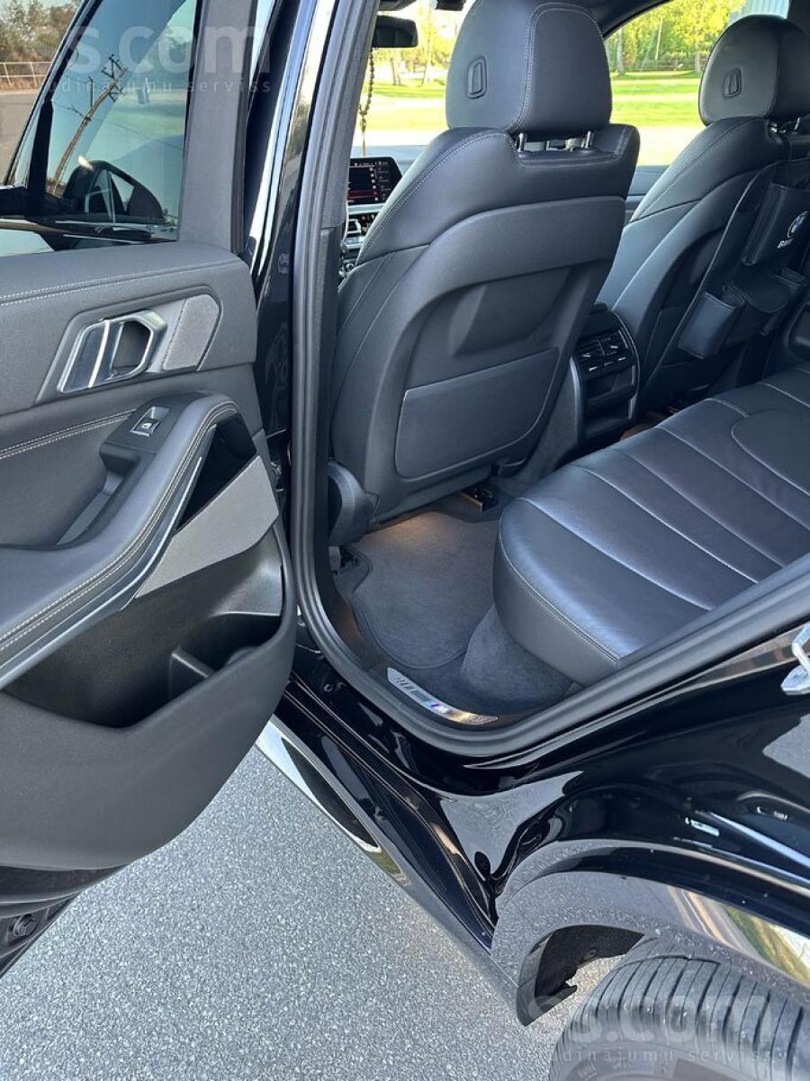 Melns BMW X5 2021 Rīga, ar dzinēja tilpumu 3.00 L un nobraukumu 81 tūkst. km par 56500 €, foto 17 vietnē AUTOMOTO.COM.LV