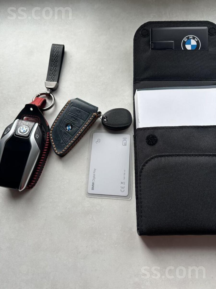 Melns BMW X5 2021 Rīga, ar dzinēja tilpumu 3.00 L un nobraukumu 81 tūkst. km par 56500 €, foto 20 vietnē AUTOMOTO.COM.LV