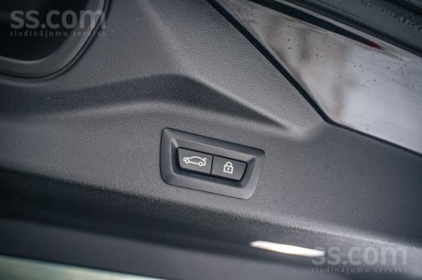 Melns BMW X5 2021 Rīga, ar dzinēja tilpumu 3.00 L un nobraukumu 0 tūkst. km par 52990 €, foto 8 vietnē AUTOMOTO.COM.LV