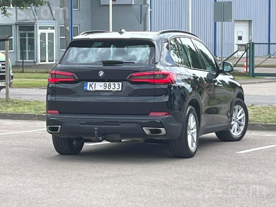 Melns BMW X5 2021 Rīga, ar dzinēja tilpumu 3.00 L un nobraukumu 104 tūkst. km par 38650 €, foto 4 vietnē AUTOMOTO.COM.LV