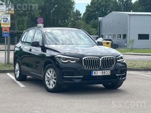 Melns BMW X5 2021 Rīga, ar dzinēja tilpumu 3.00 L un nobraukumu 104 tūkst. km par 38650 €, foto 18 vietnē AUTOMOTO.COM.LV