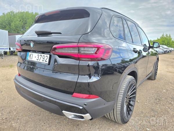 Melns BMW X5 2021 Daugavpils, ar dzinēja tilpumu 3.00 L un nobraukumu 0 tūkst. km par 37800 €, foto 7 vietnē AUTOMOTO.COM.LV